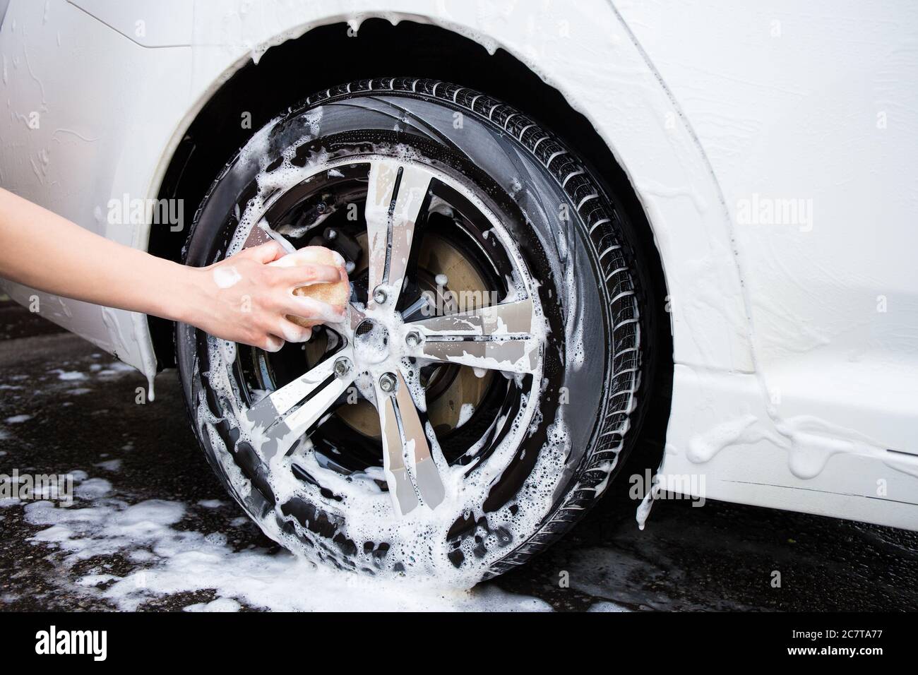 Close up washing wheels hi-res stock photography and images - Alamy