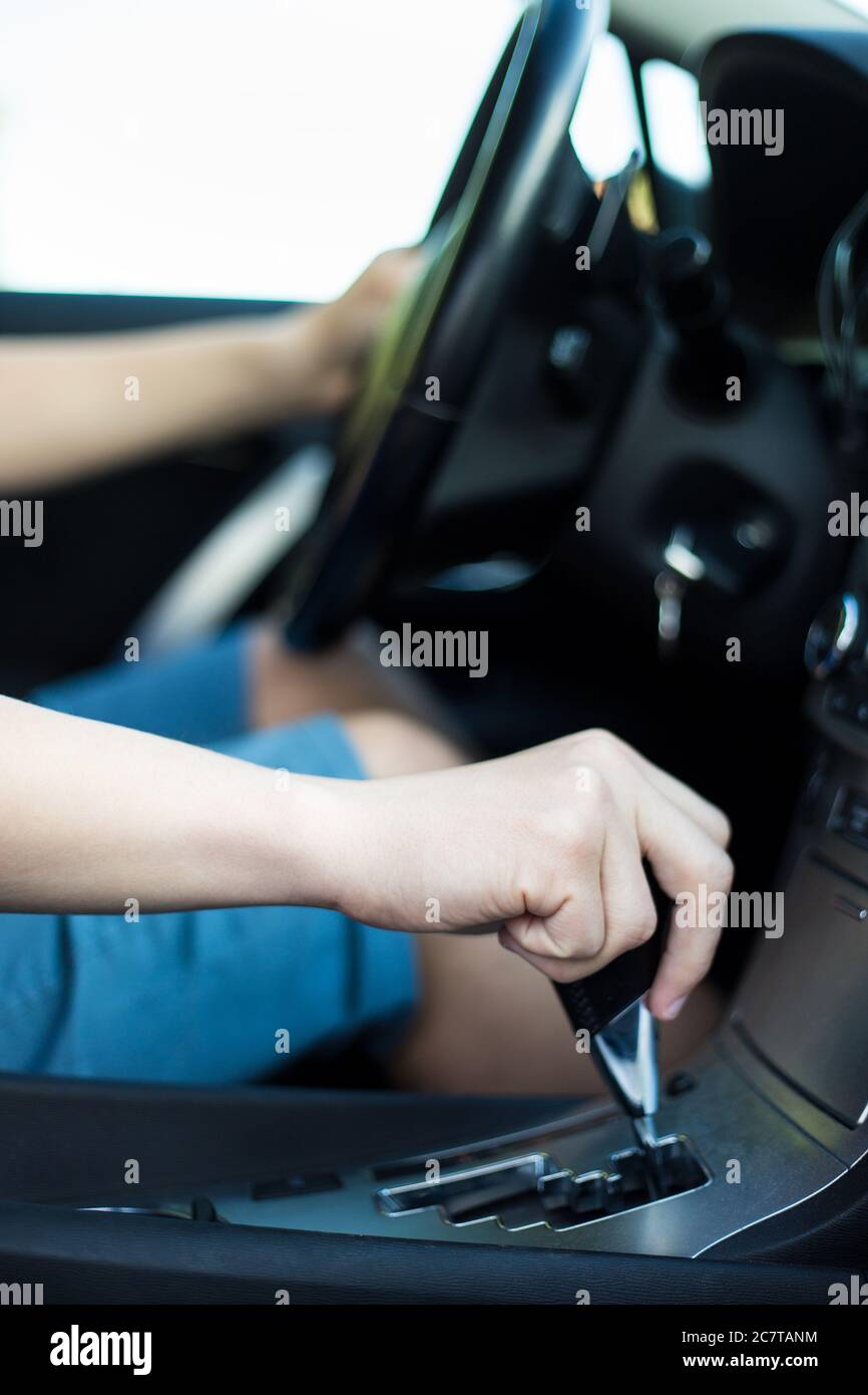 Man shifting automatic car gear hi-res stock photography and images - Alamy
