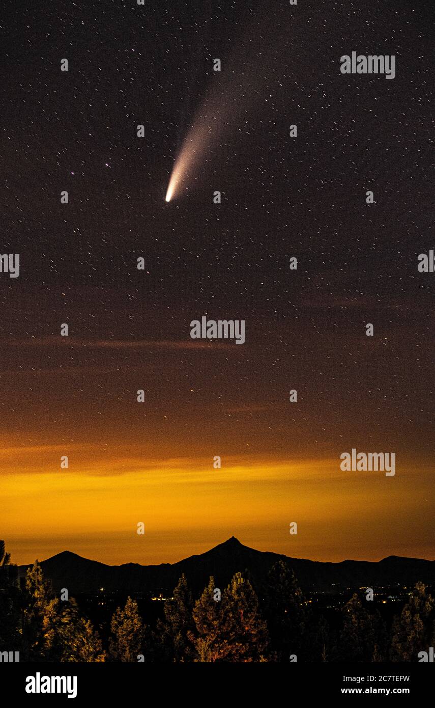 Neowise Comet Over Cascade Mountains Stock Photo - Alamy