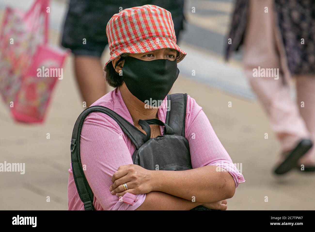 Police issuing a fine hi-res stock photography and images - Alamy