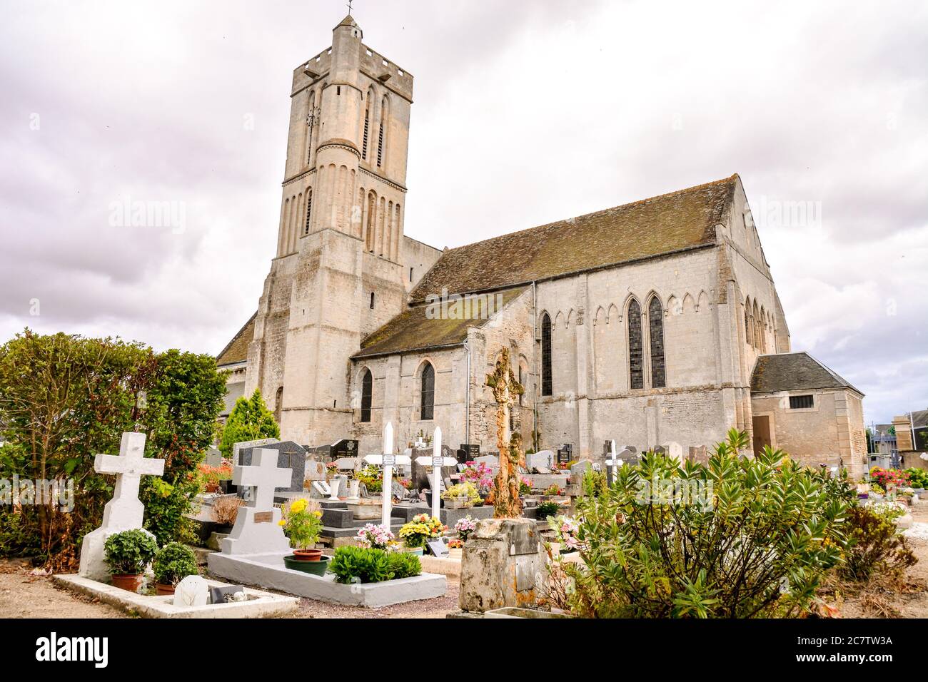 Photo Picture of medieval stone church in France Stock Photo - Alamy