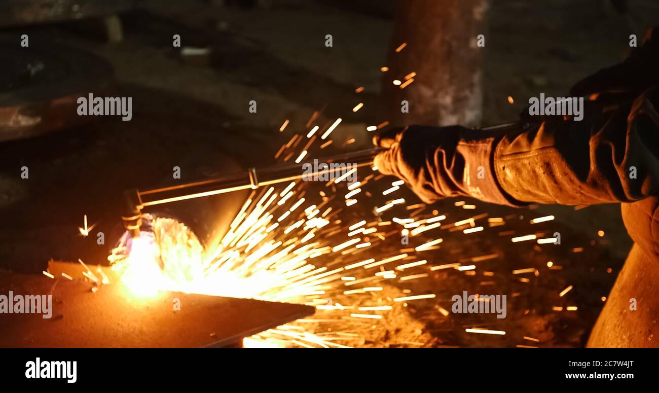 Blank welding hi-res stock photography and images - Alamy
