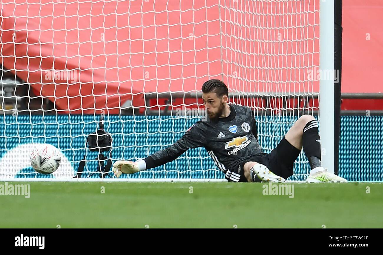 Olivier giroud de chelsea hi-res stock photography and images - Alamy