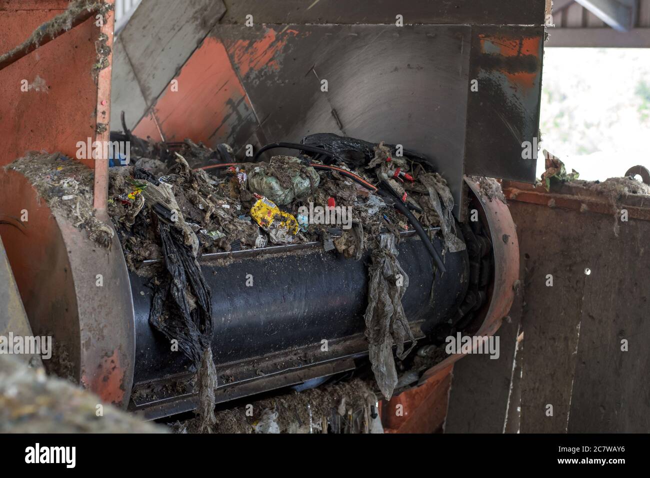 Waste to energy plant conveyor belt hi-res stock photography and images ...