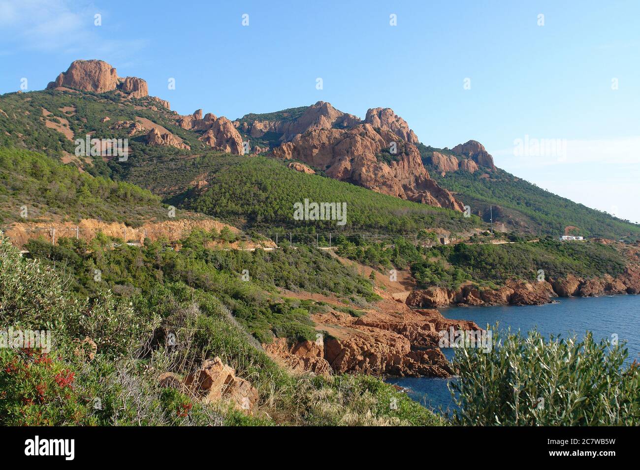 Esterel massif with red rocks Stock Photo - Alamy