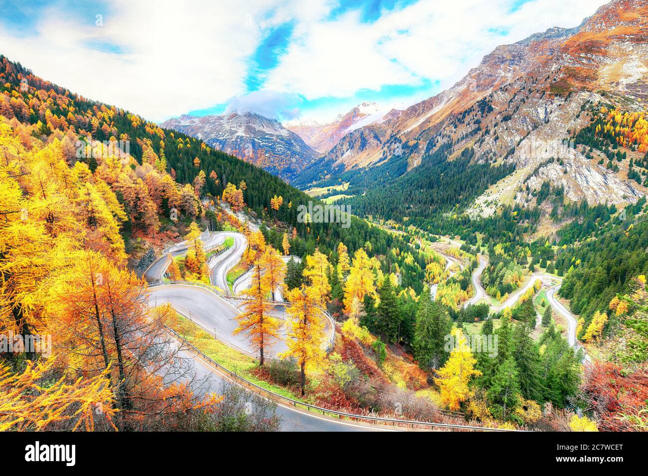 Stunning view of Maloja pass road at autumn time. Colorful autumn scene ...