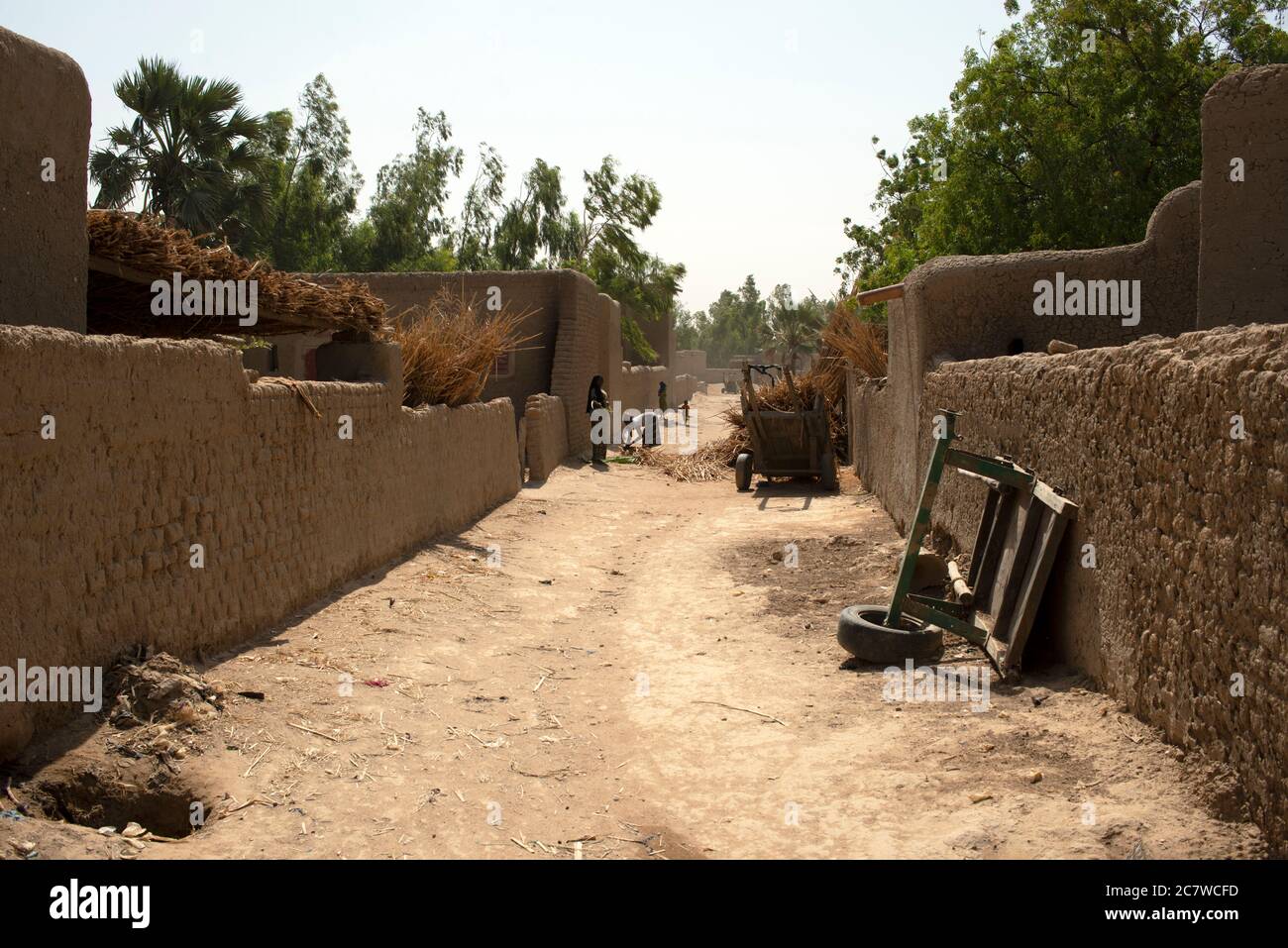 Indigenous modern houses hi-res stock photography and images - Alamy