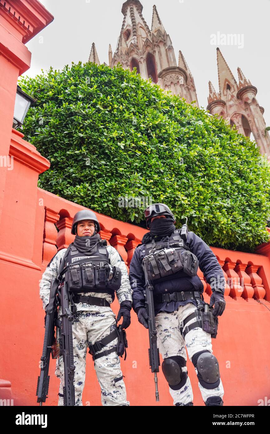 National security soldiers stand in hi-res stock photography and images ...