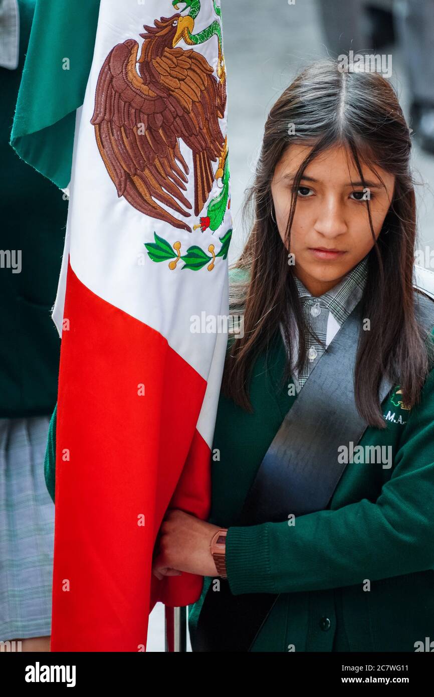 Mexican high school students hi-res stock photography and images - Alamy