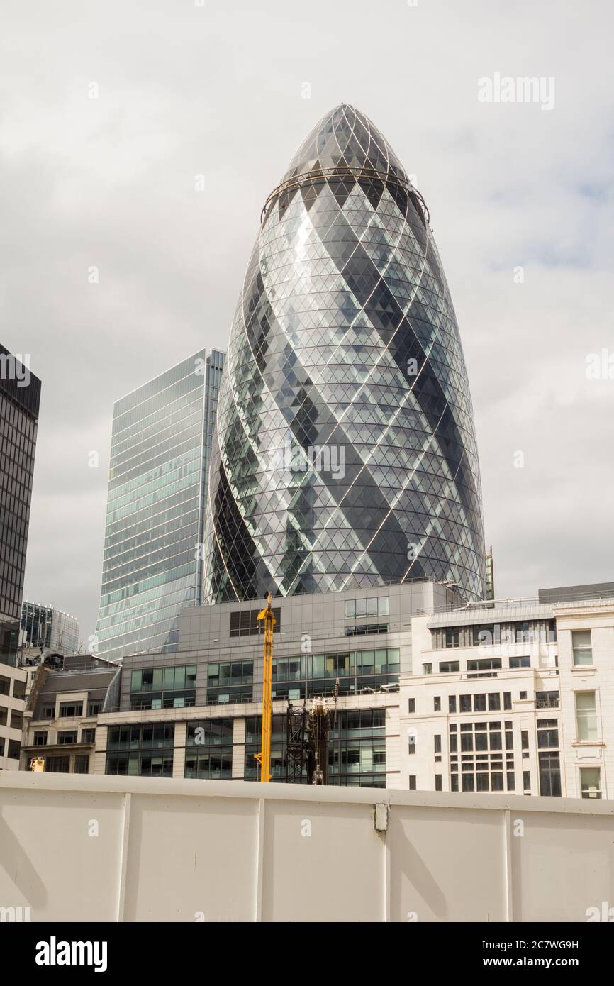 London landmark gherkin hi-res stock photography and images - Alamy