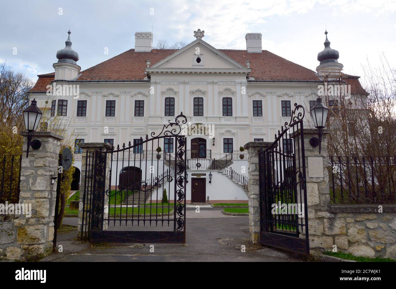 Teleki degenfeld kastely hi-res stock photography and images - Alamy