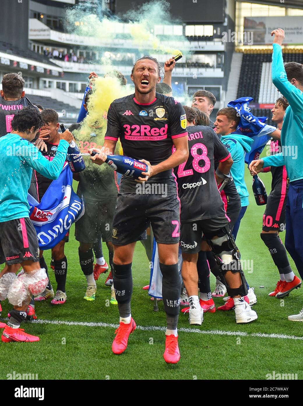 Luke Ayling (2) of Leeds United Stock Photo - Alamy