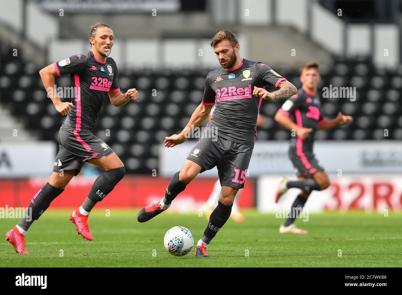 Stuart Dallas (15) of Leeds United Stock Photo - Alamy