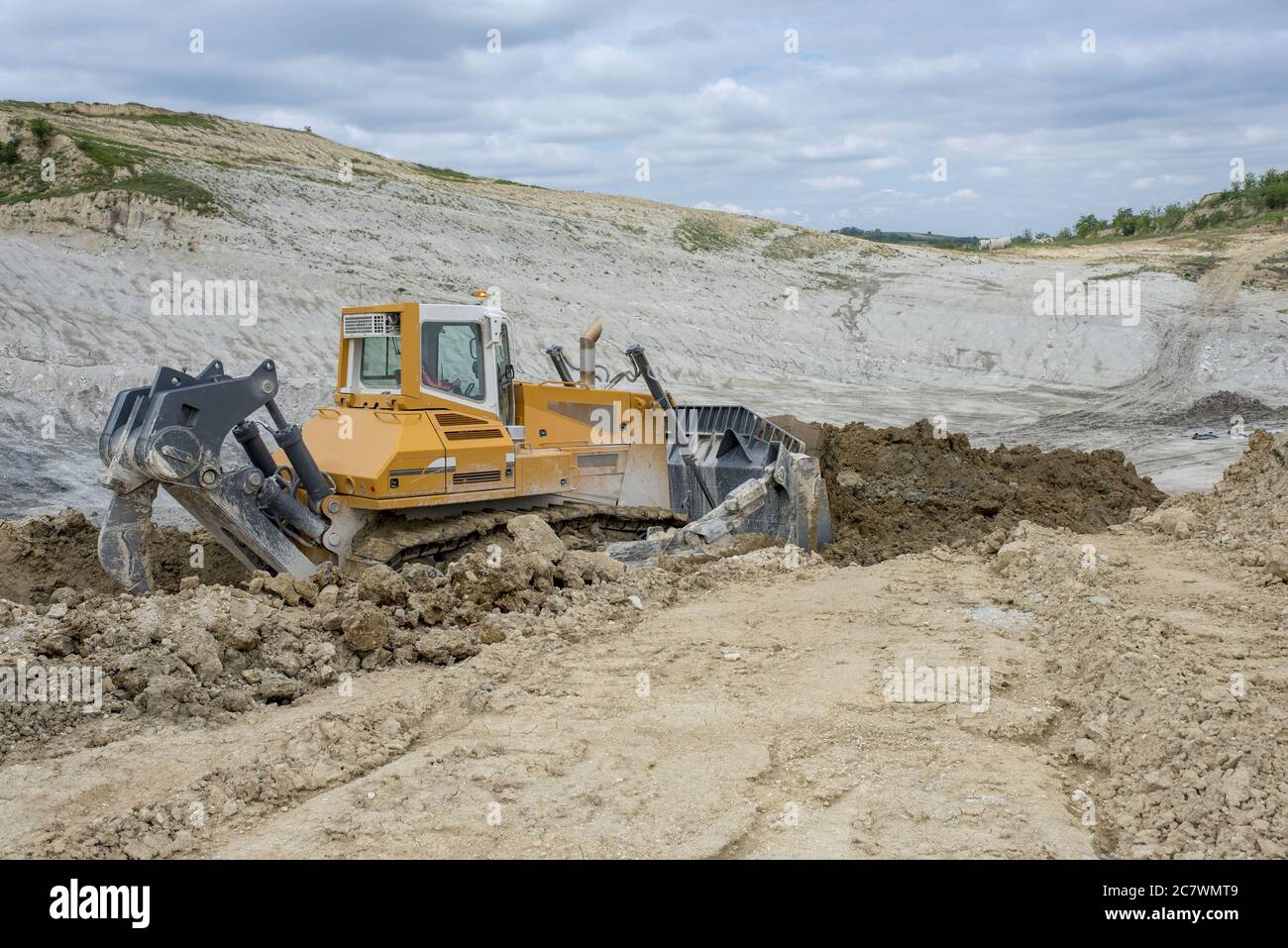 Mine clearing vehicle hi-res stock photography and images - Alamy