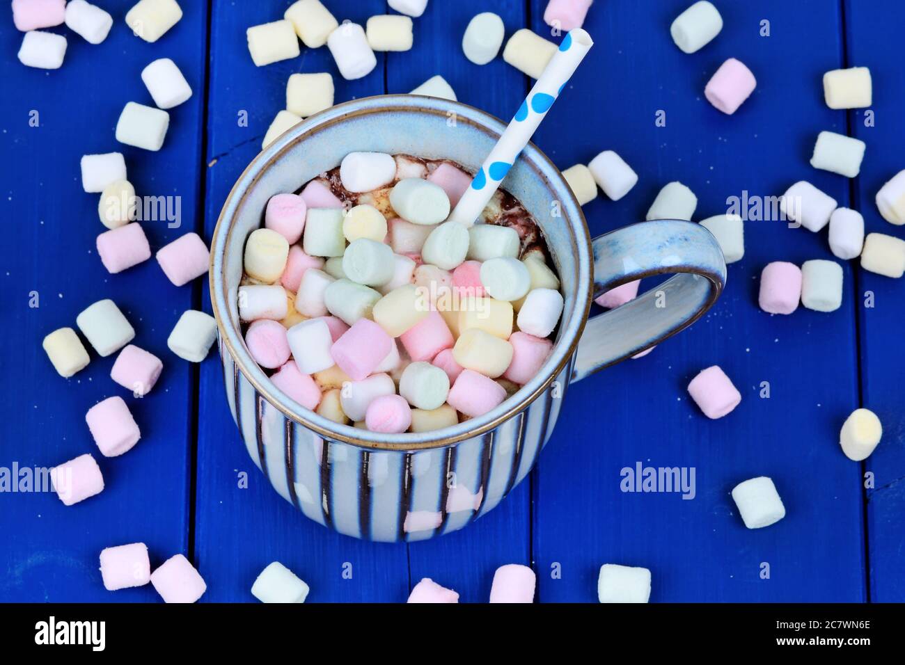 Colorful marshmallow hi-res stock photography and images - Alamy