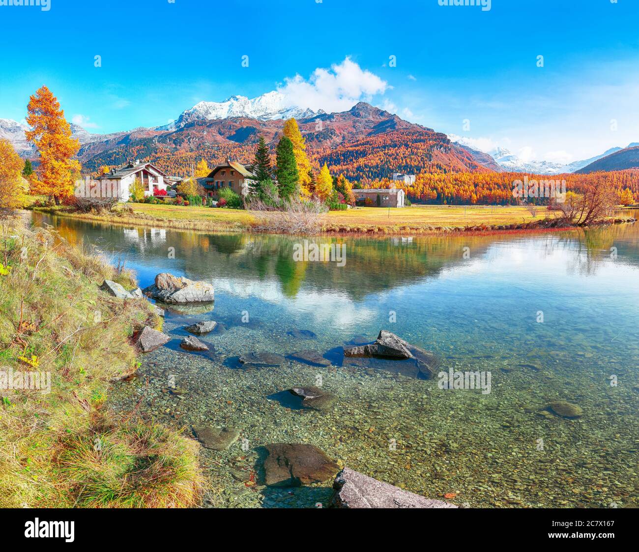 Spectacular autumn scene of Sils im Engadin (Segl) village and Sils ...