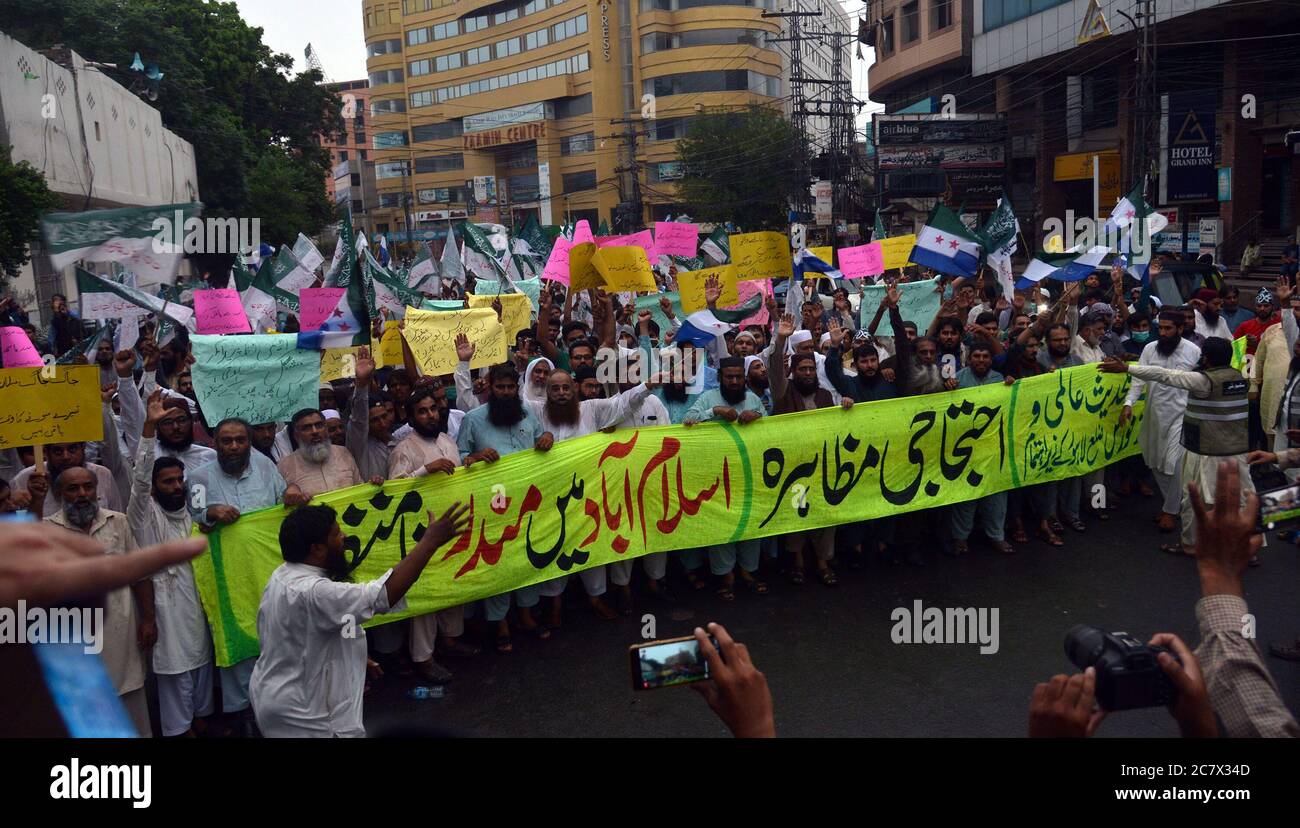 Protest rally islamabad hi-res stock photography and images - Alamy
