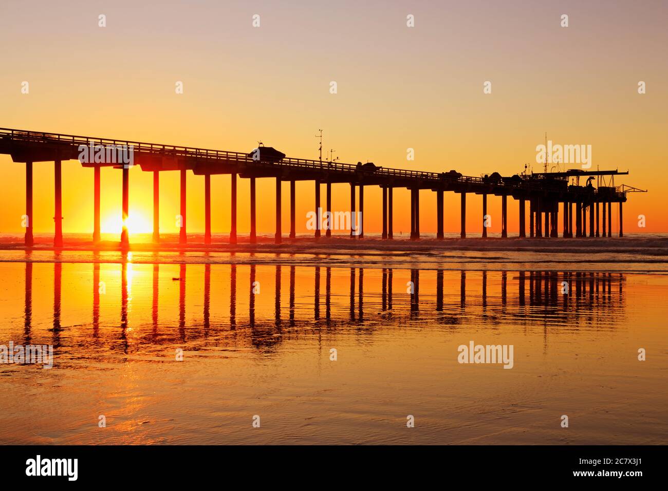Ellen browning memorial scripps pier hi-res stock photography and ...