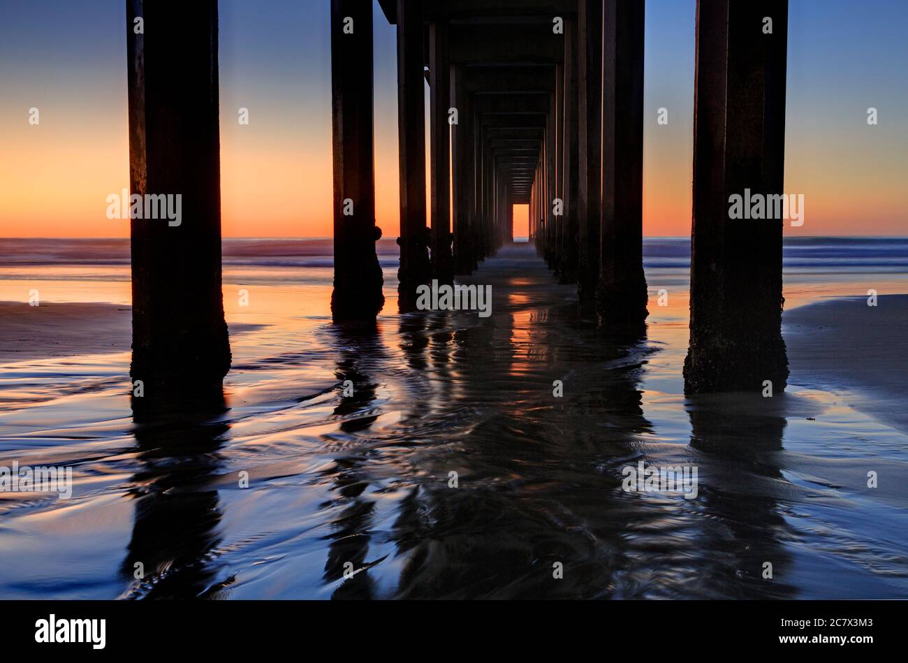 Ucsd pier hi-res stock photography and images - Alamy
