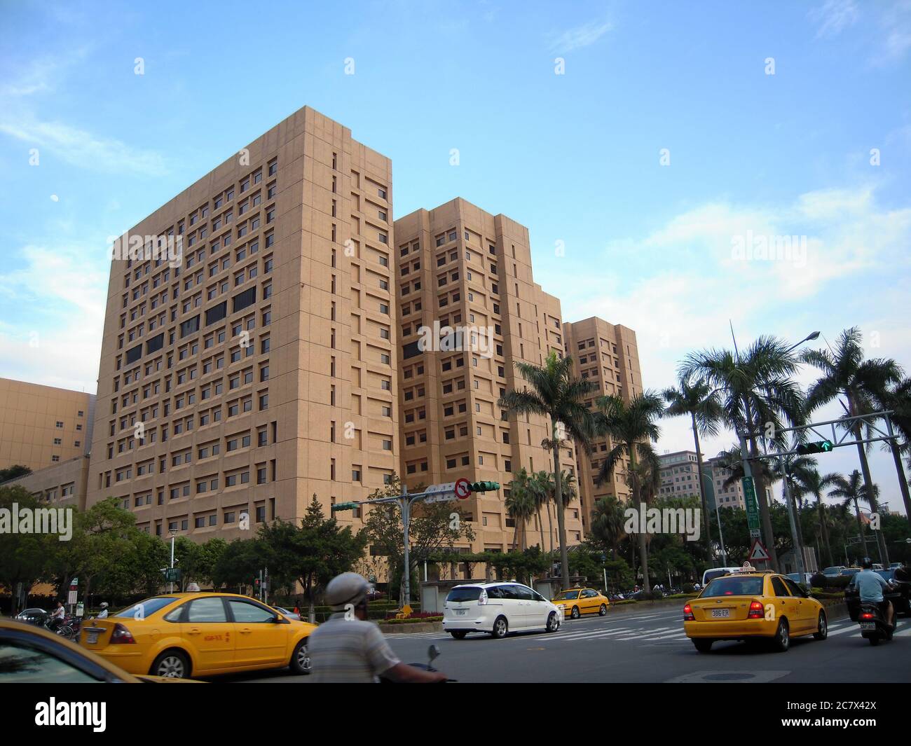 Taipei, JUN 3, 2009 - Sunny view of the National Taiwan University ...