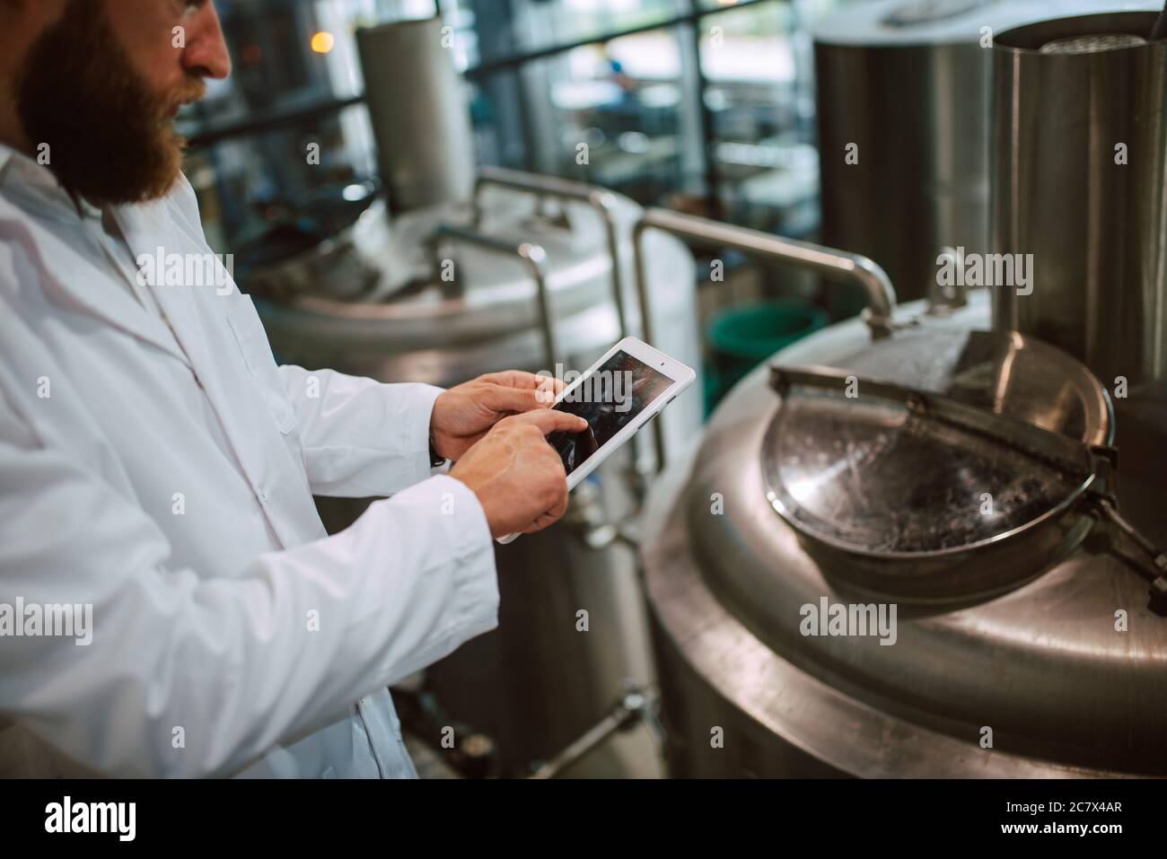 Food inspector hi-res stock photography and images - Alamy