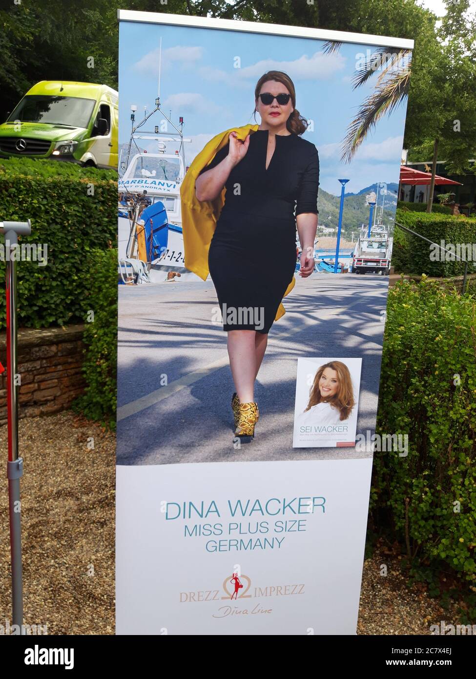 Amtierende Miss Germany Supersize und Curvymodel Dina Wacker bei der ...