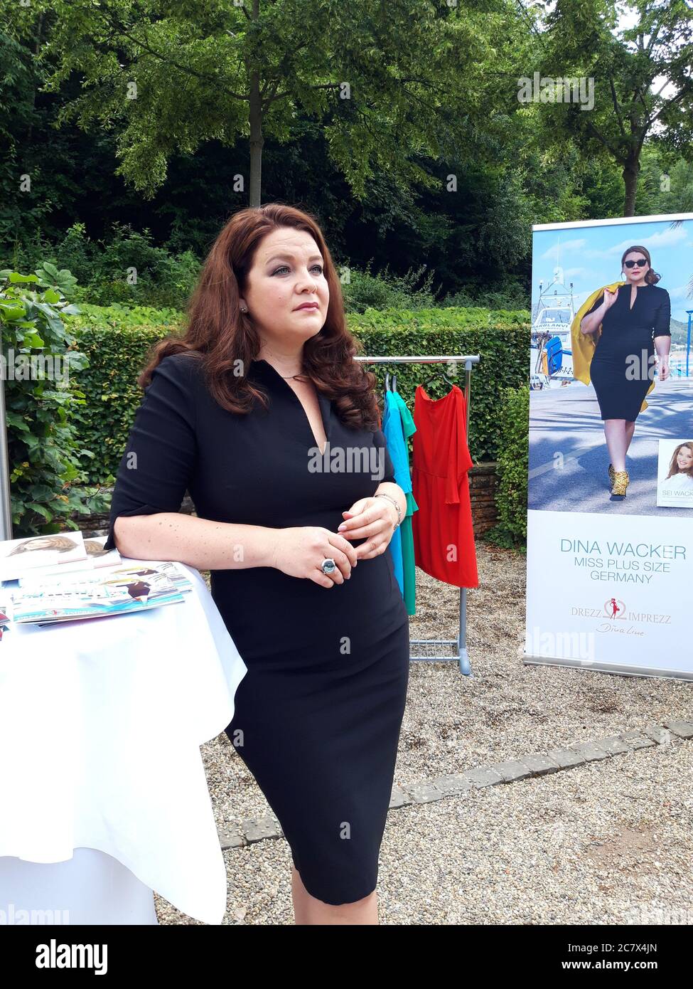 Amtierende Miss Germany Supersize und Curvymodel Dina Wacker bei der ...