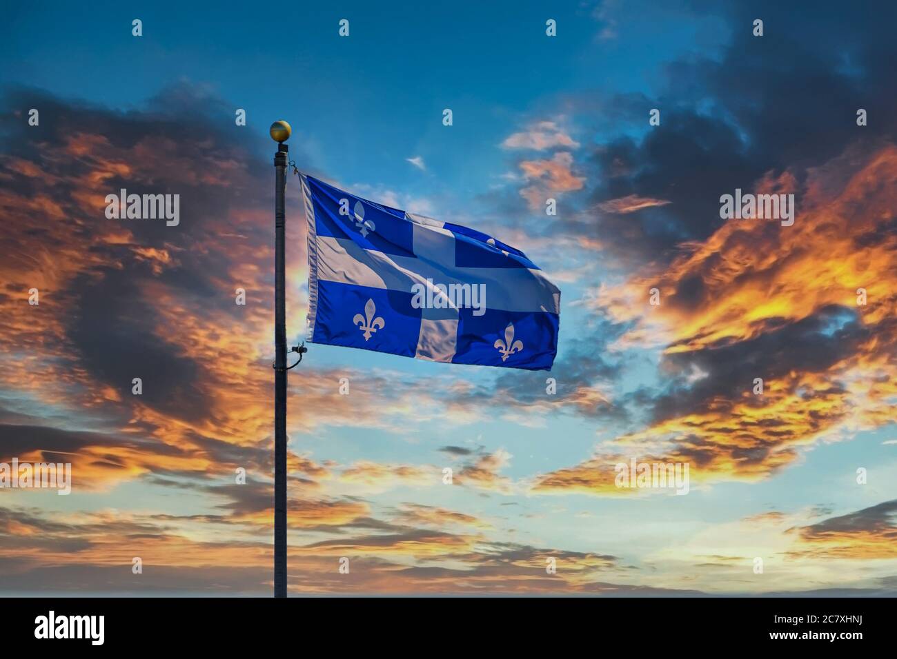 Flags of canada and quebec hi-res stock photography and images - Alamy
