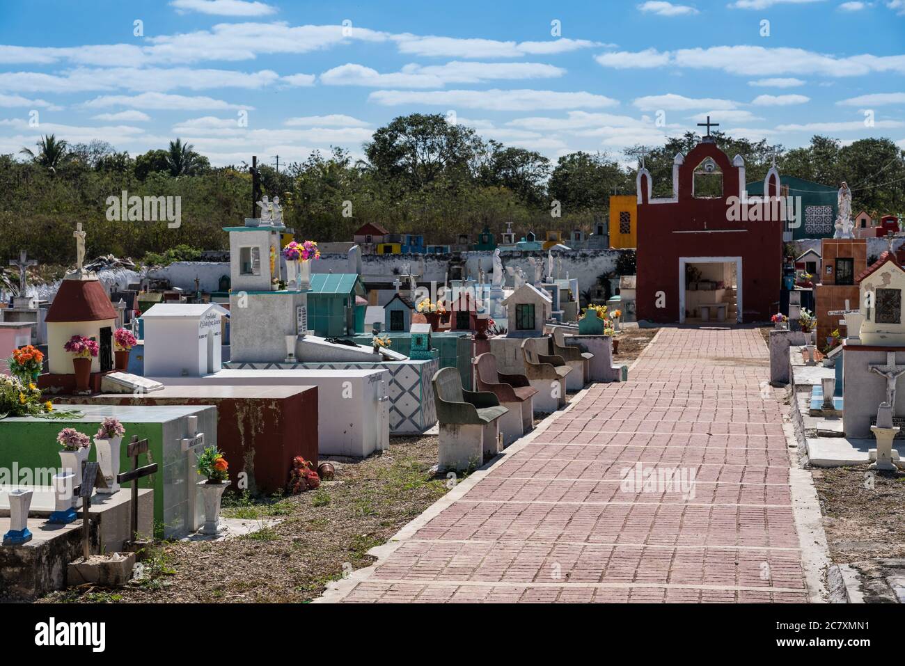 Cross in mexican cemetery hi-res stock photography and images - Alamy