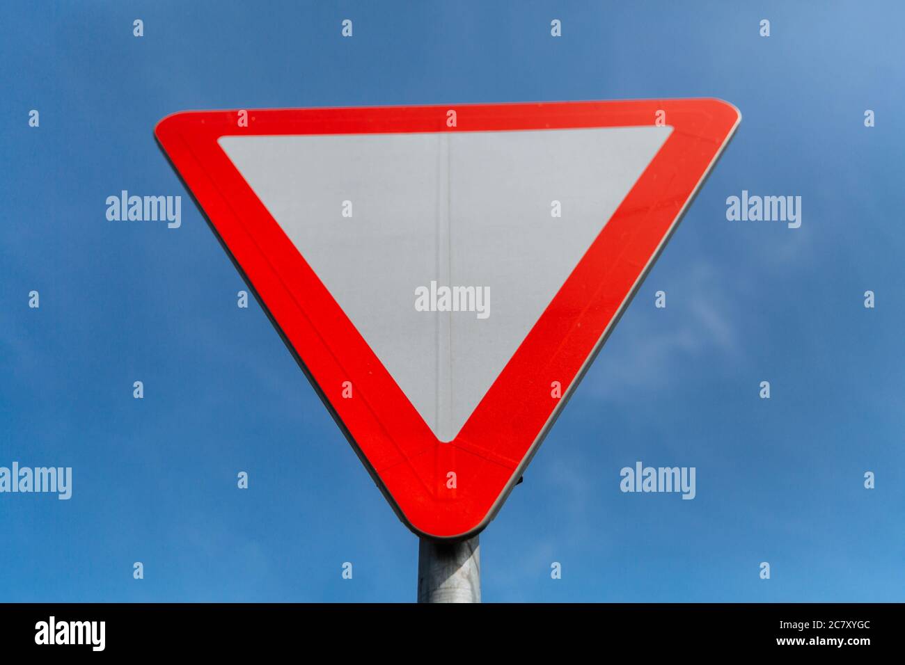 Give way sign on street hi-res stock photography and images - Alamy