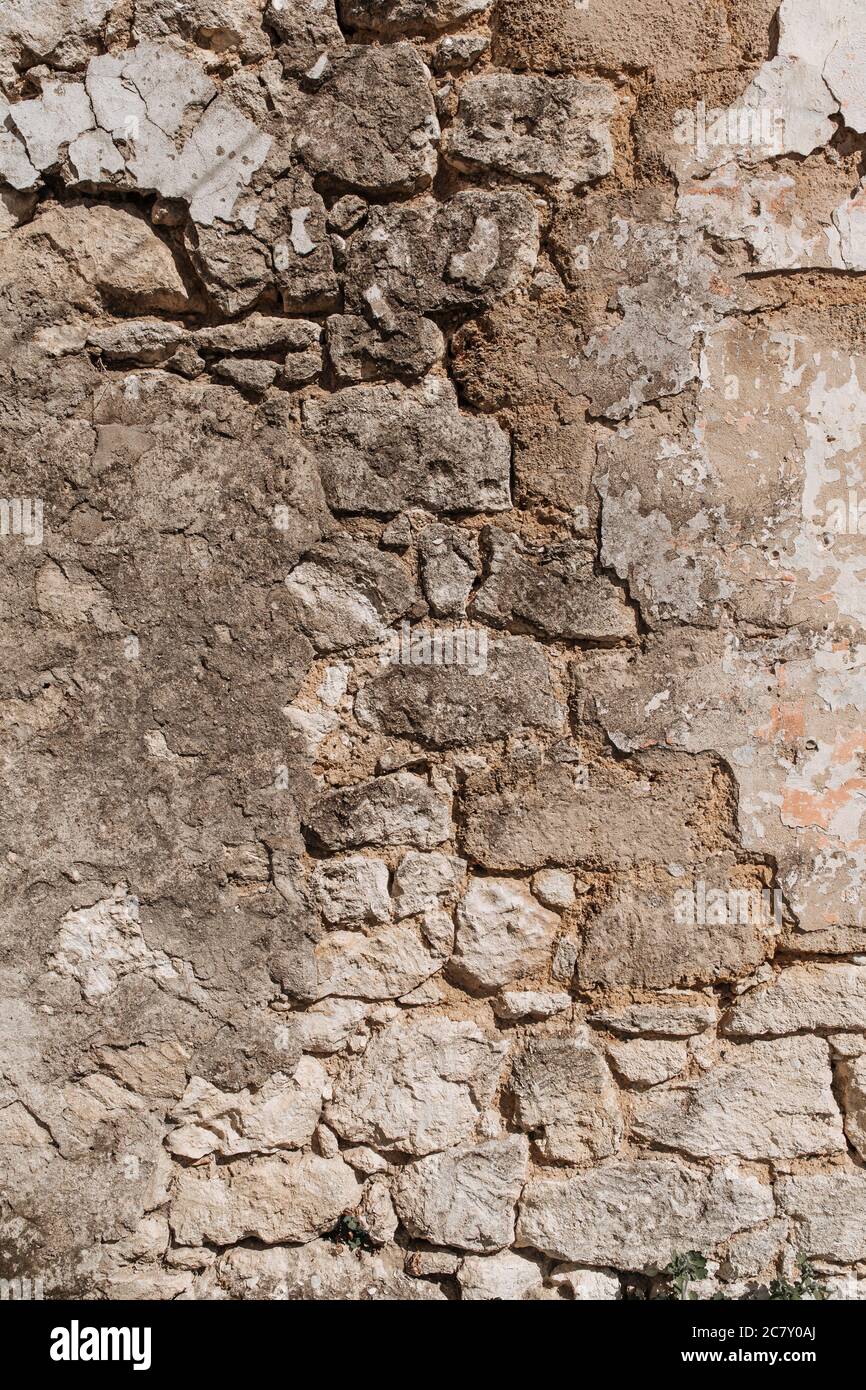 Bricks collapsing hi-res stock photography and images - Alamy