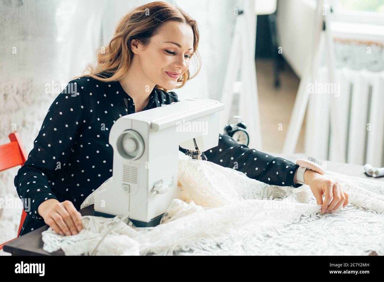 Tailoring machine hi-res stock photography and images - Alamy