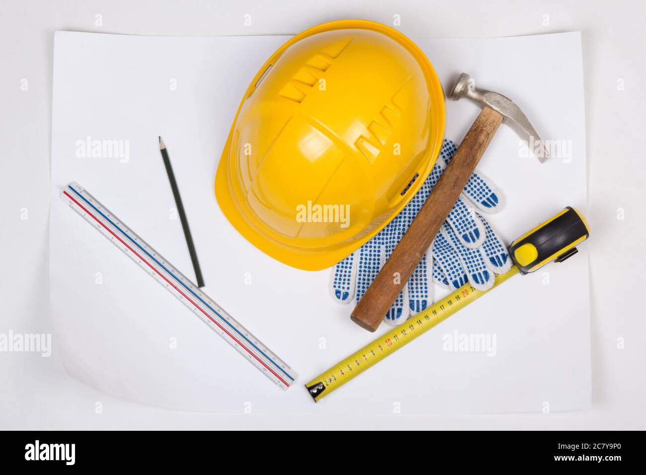 Yellow builders helmet hi-res stock photography and images - Alamy