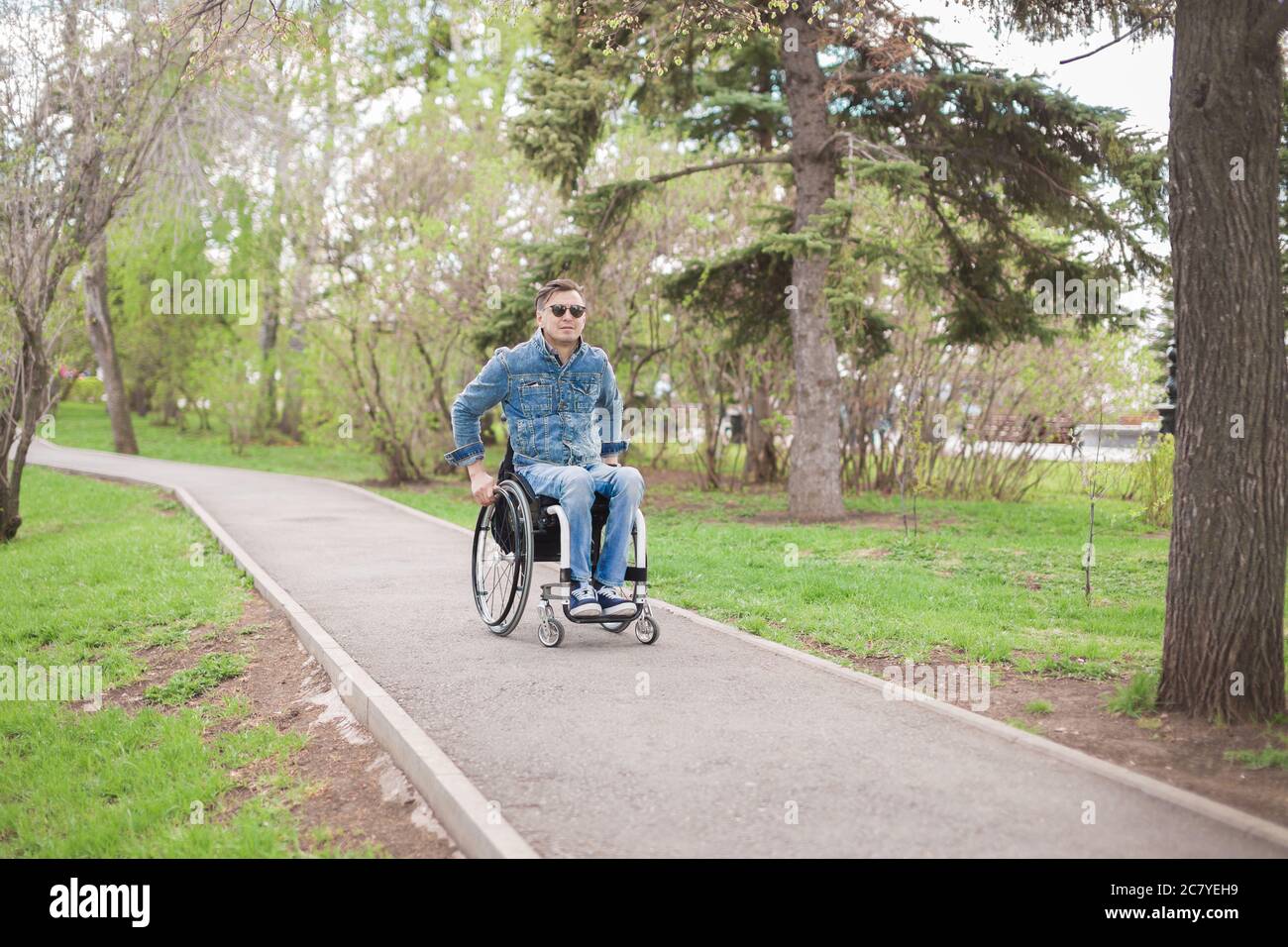 Wheelchair ramp hospital hi-res stock photography and images - Alamy