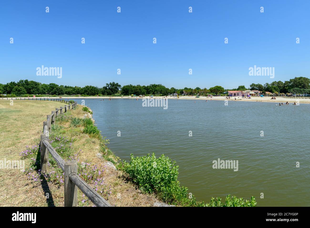 Lanton hi-res stock photography and images - Alamy