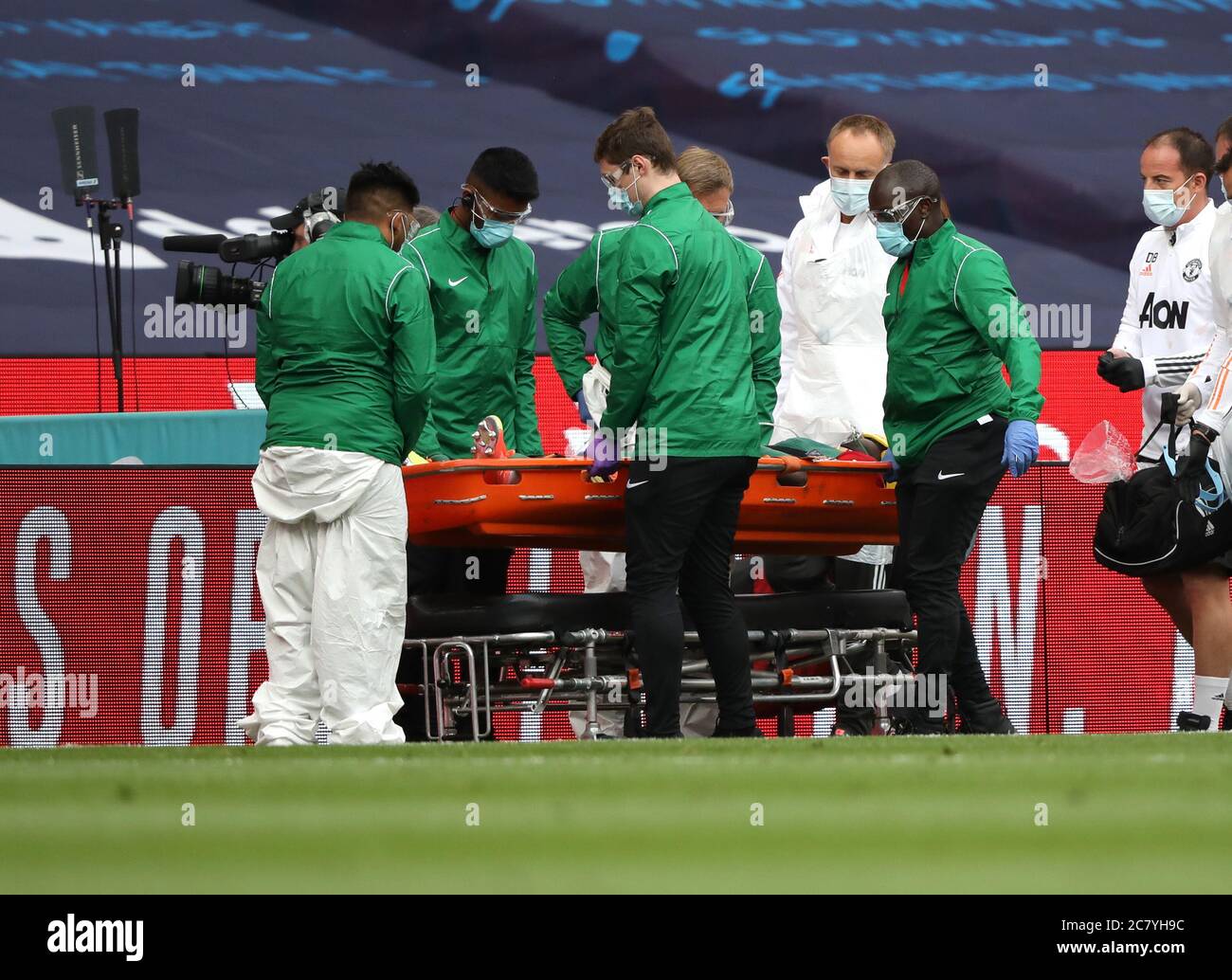 Stretcher football utd hi-res stock photography and images - Alamy