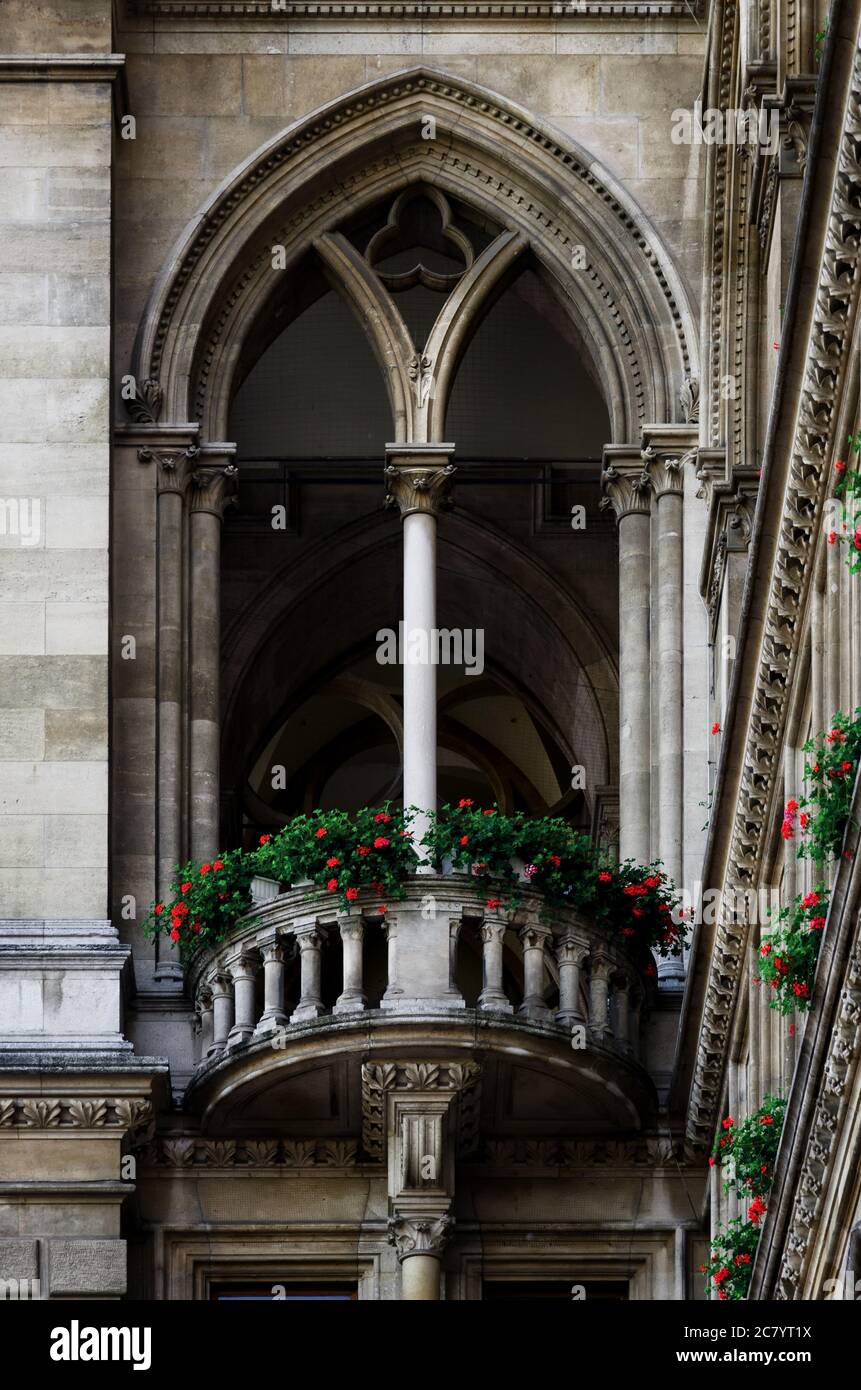 The Wiener Rathaus (Vienna City Hall, Austria), detail of the windows ...