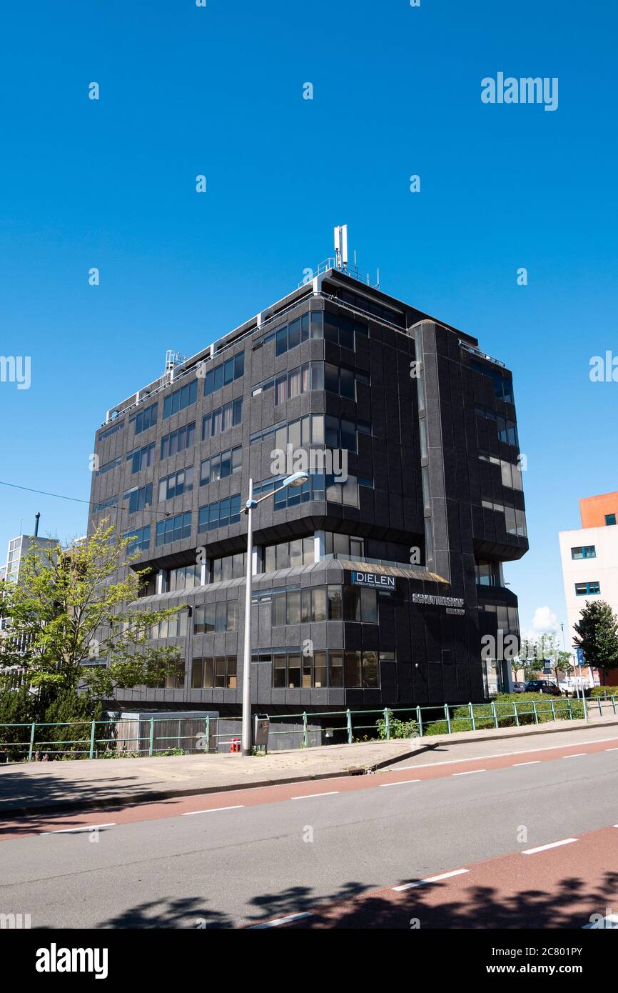 Large building complex hi-res stock photography and images - Alamy