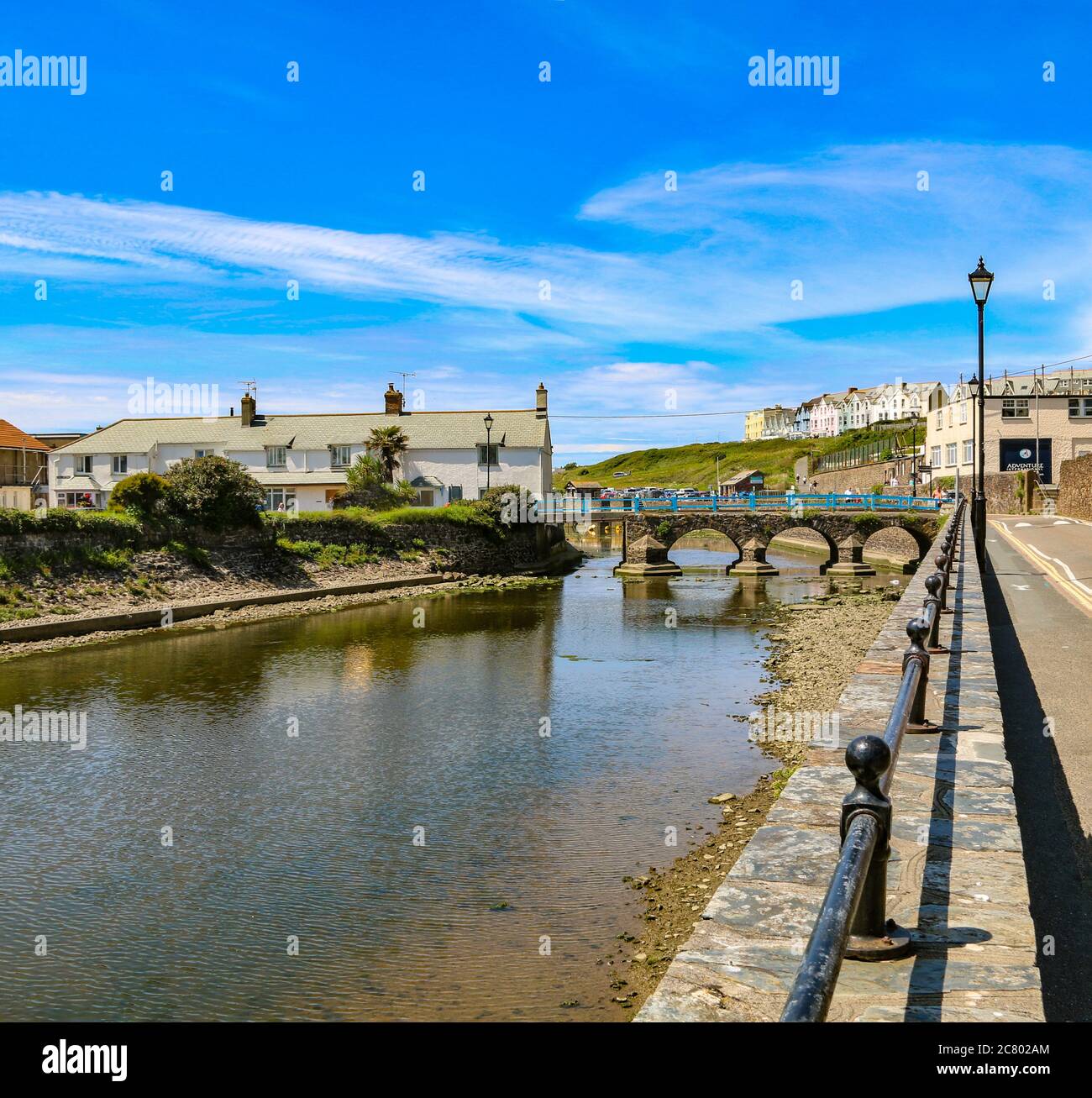 Bridge river strat bude cornwall hi-res stock photography and images ...