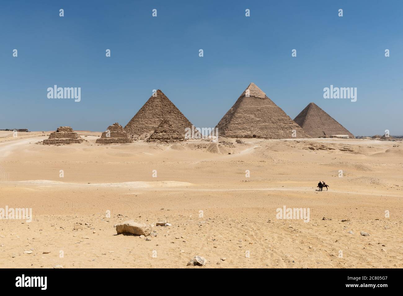 Panoramic view of giza pyramids hi-res stock photography and images - Alamy