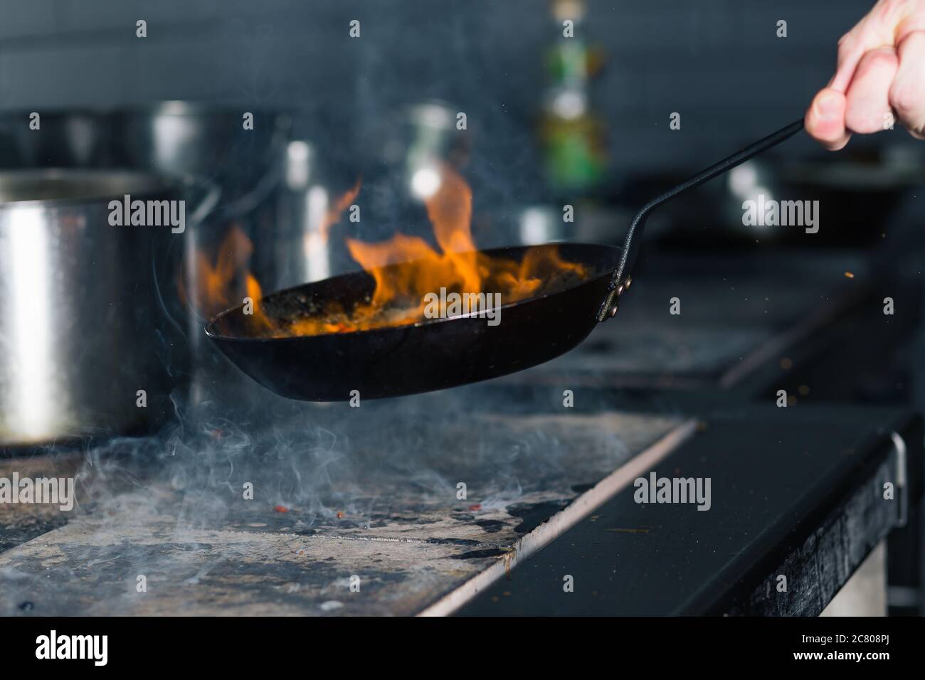 Stir fire hi-res stock photography and images - Alamy
