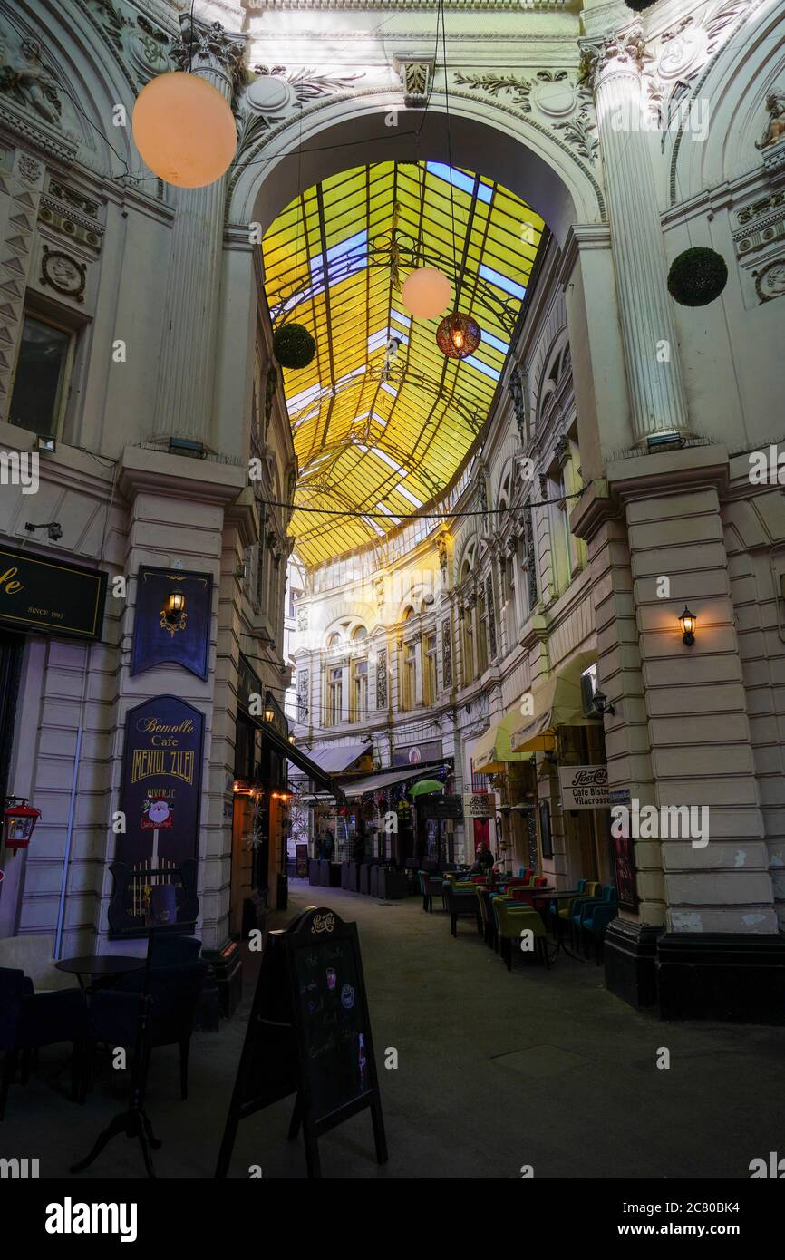 Post communism architecture hi-res stock photography and images - Alamy