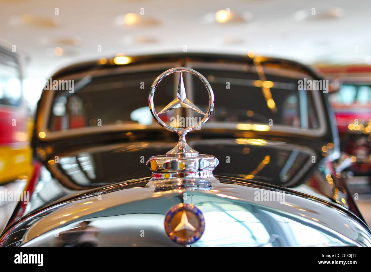Old style mercedes hi-res stock photography and images - Alamy