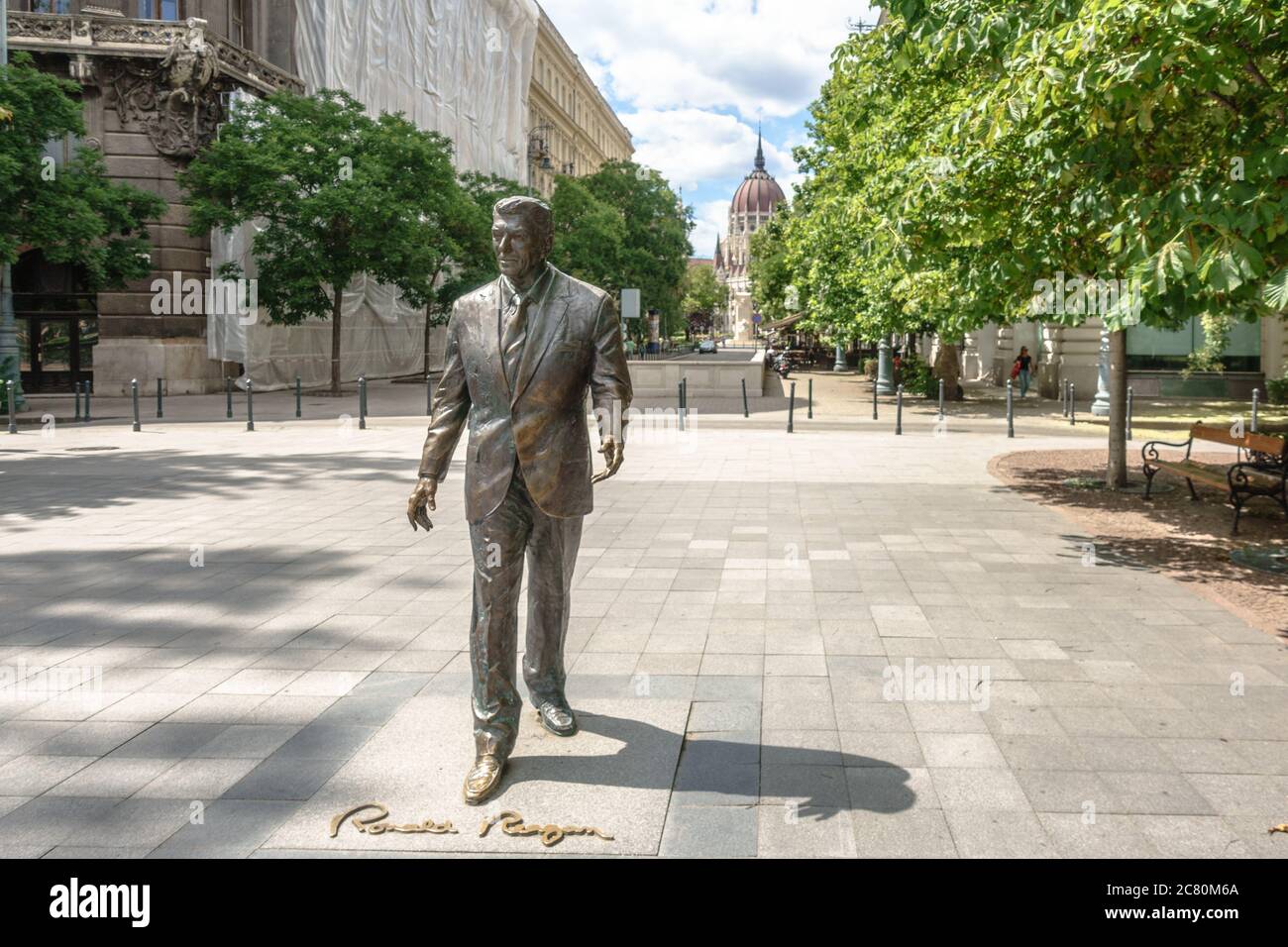 The statue of American President Ronald Reagan on Liberty / Szabadsag ...