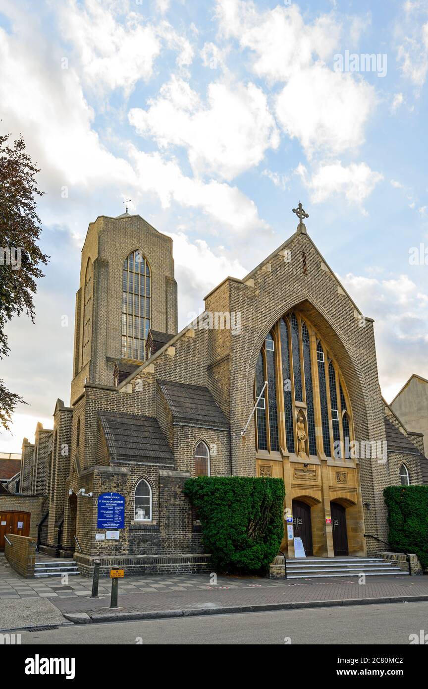 St edmunds beckenham hi-res stock photography and images - Alamy