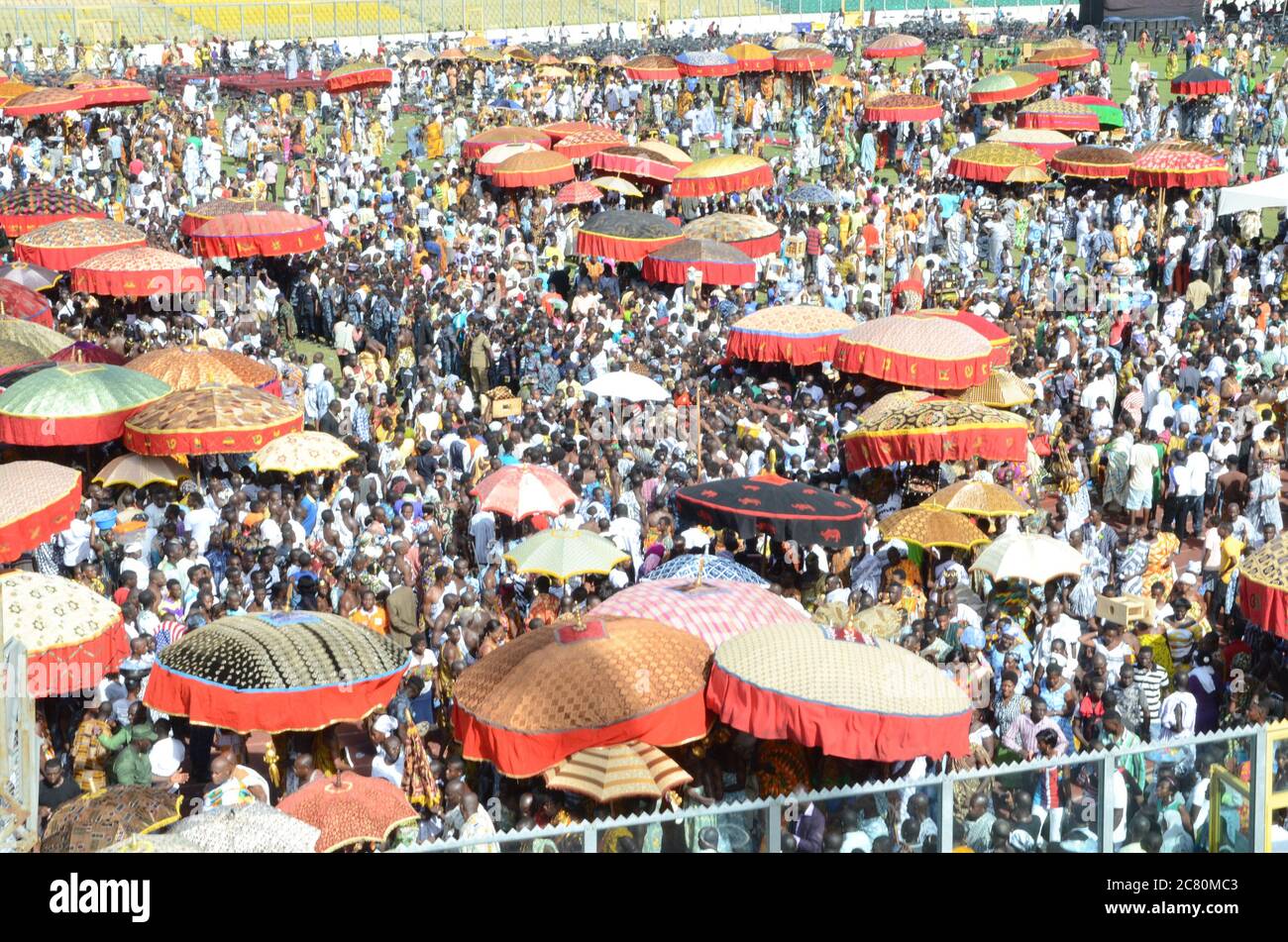 A large gathering of people. Kumasi, Ghana, West Africa Stock Photo - Alamy