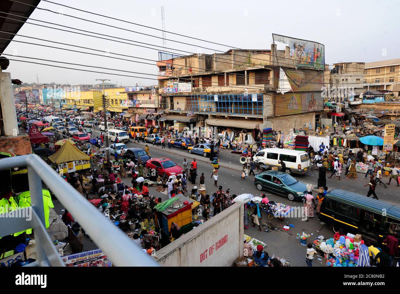 A busy and crowded street. Kumasi, Ghana, West Africa Stock Photo - Alamy