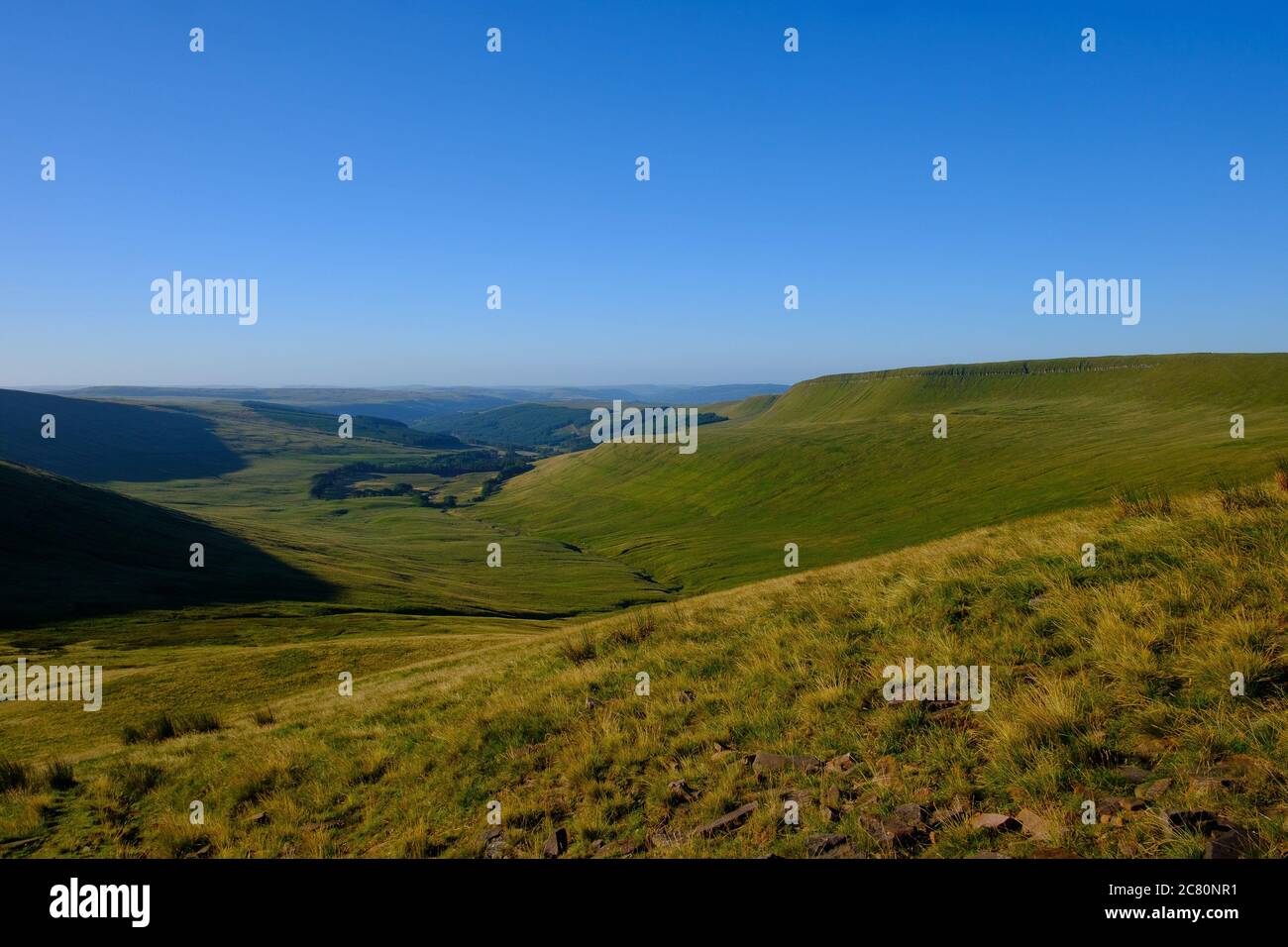 Brecon beacons national park walking route hi-res stock photography and ...