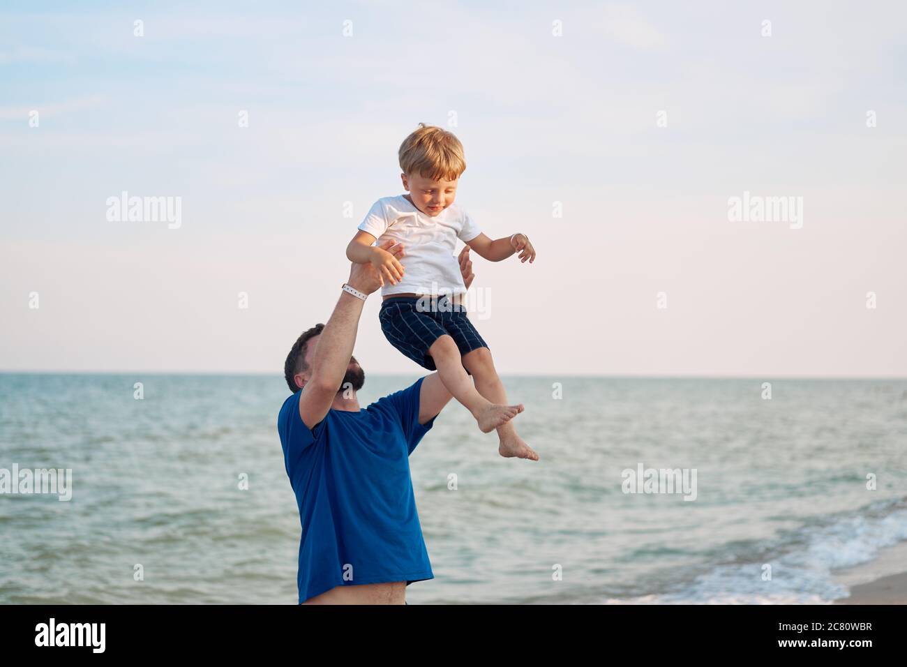 Father son playing catch hi-res stock photography and images - Alamy