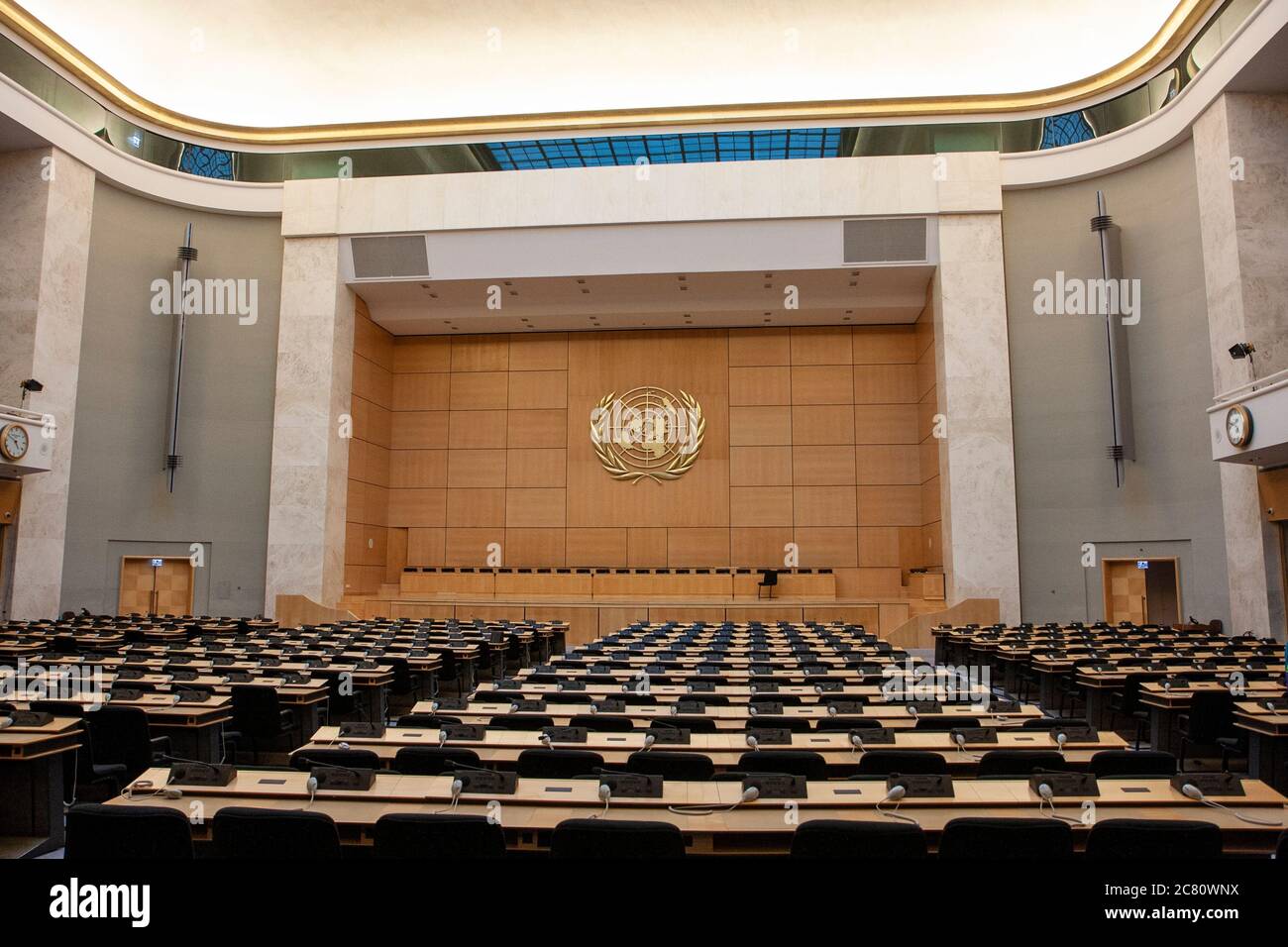 Uno building geneva hi-res stock photography and images - Alamy